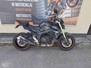 Black Suzuki GSR 2012 in Panevezys, with an engine capacity of 0.75 L and mileage of 52 thousand km for 3250 €, photo 4 on AUTOMOTO.COM.LV