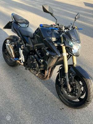 Black Suzuki GSR 2016 in Vilnius, with an engine capacity of 0.75 L and mileage of 35 thousand km for 4450 €, photo 1 on AUTOMOTO.COM.LV