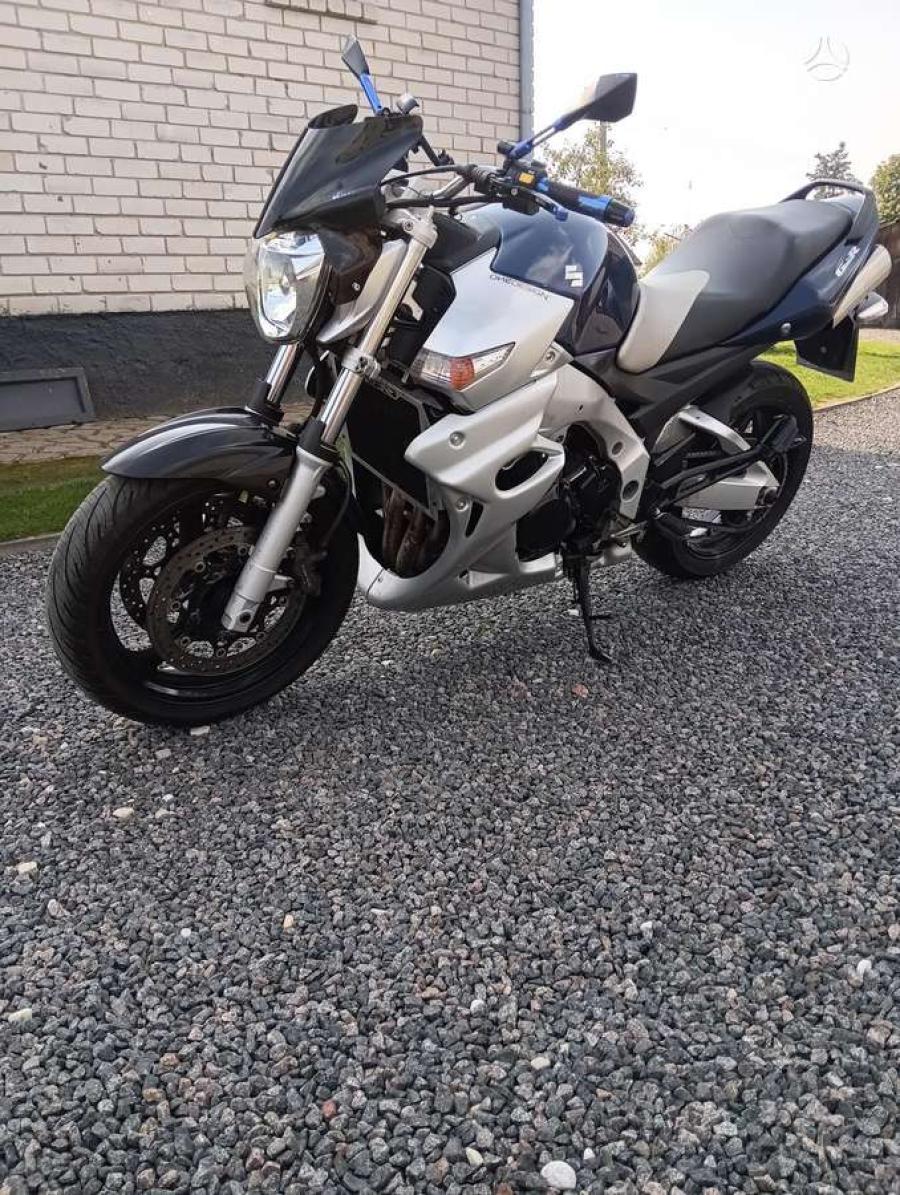 Blue Suzuki GSR 2006 in Kedainiai, with an engine capacity of 0.60 L and mileage of 44 thousand km for 2950 €, photo 4 on AUTOMOTO.COM.LV