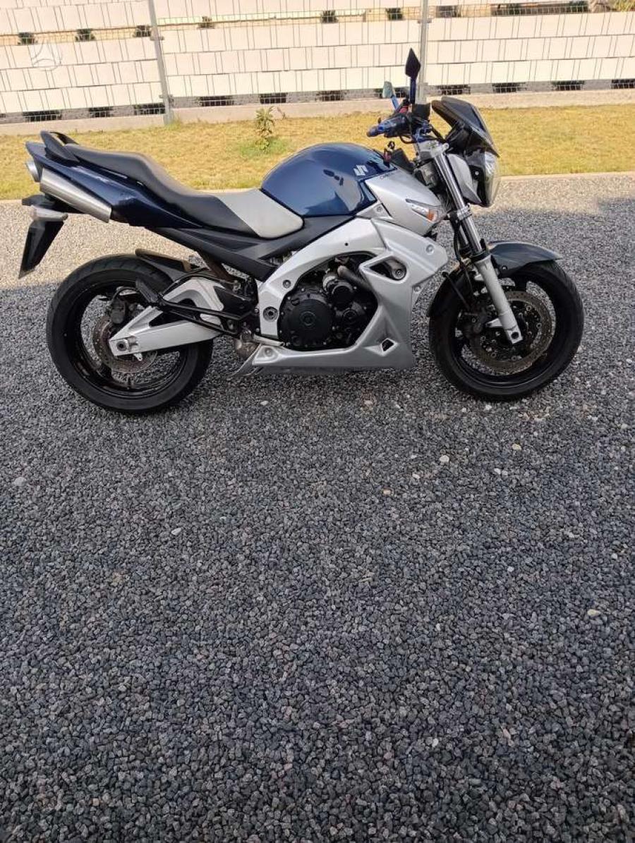 Blue Suzuki GSR 2006 in Kedainiai, with an engine capacity of 0.60 L and mileage of 44 thousand km for 2950 €, photo 6 on AUTOMOTO.COM.LV