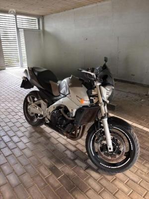 Grey Suzuki GSR 2006 in Vilnius, with an engine capacity of 0.60 L and mileage of 28 thousand km for 2650 €, photo 3 on AUTOMOTO.COM.LV