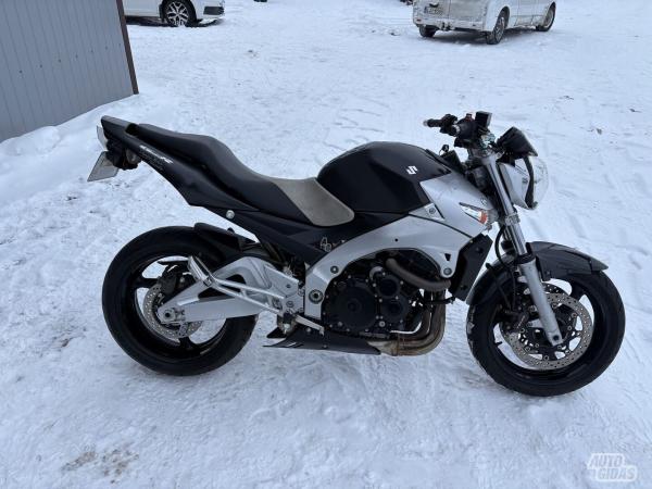 Suzuki GSR 2006 Kelmė, ar dzinēja tilpumu 0.60 L un nobraukumu 40 tūkst. km par 1230 €, foto 2 vietnē AUTOMOTO.COM.LV