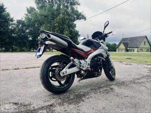 Suzuki GSR 2006 Radviliškis, ar dzinēja tilpumu 0.60 L un nobraukumu 34 tūkst. km par 2200 €, foto 3 vietnē AUTOMOTO.COM.LV