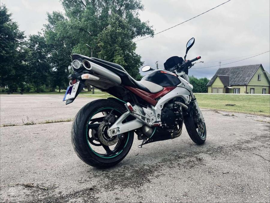 Suzuki GSR 2006 Radviliškis, ar dzinēja tilpumu 0.60 L un nobraukumu 34 tūkst. km par 2200 €, foto 3 vietnē AUTOMOTO.COM.LV