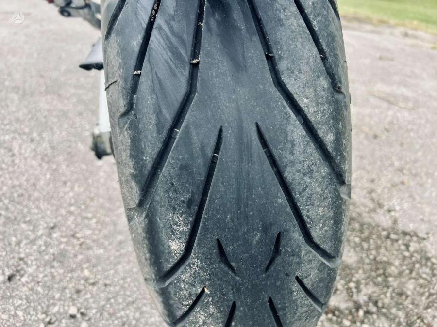 Suzuki GSR 2006 Radviliškis, ar dzinēja tilpumu 0.60 L un nobraukumu 34 tūkst. km par 2200 €, foto 10 vietnē AUTOMOTO.COM.LV