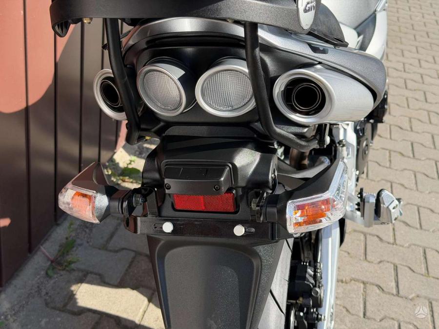 Сузуки GSR 2006 в Вильнюс, объемом двигателя 0.60 л и пробегом 11 тыс. км за 3350 €, фото 9 на AUTOMOTO.COM.LV