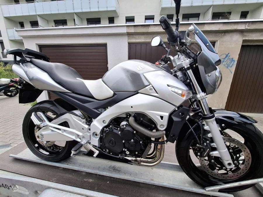 Сузуки GSR 2006 в Вильнюс, объемом двигателя 0.60 л и пробегом 11 тыс. км за 3350 €, фото 22 на AUTOMOTO.COM.LV