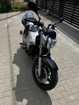 Сузуки GSR 2006 в Вильнюс, объемом двигателя 0.60 л и пробегом 41 тыс. км за 2350 €, фото 4 на AUTOMOTO.COM.LV