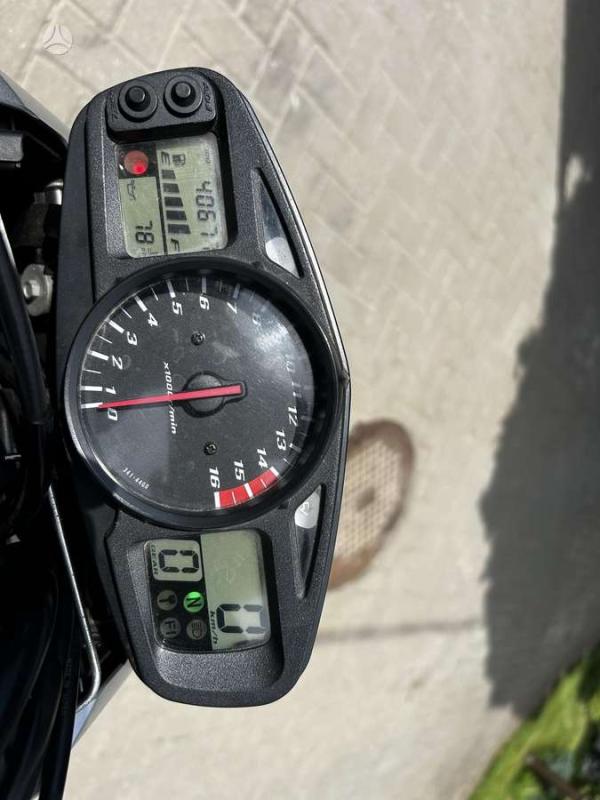 Сузуки GSR 2006 в Вильнюс, объемом двигателя 0.60 л и пробегом 41 тыс. км за 2350 €, фото 6 на AUTOMOTO.COM.LV