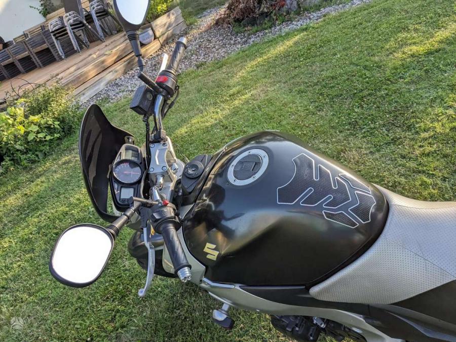 Suzuki GSR 2006 Panevēža, ar dzinēja tilpumu 0.60 L un nobraukumu 31 tūkst. km par 1700 €, foto 9 vietnē AUTOMOTO.COM.LV