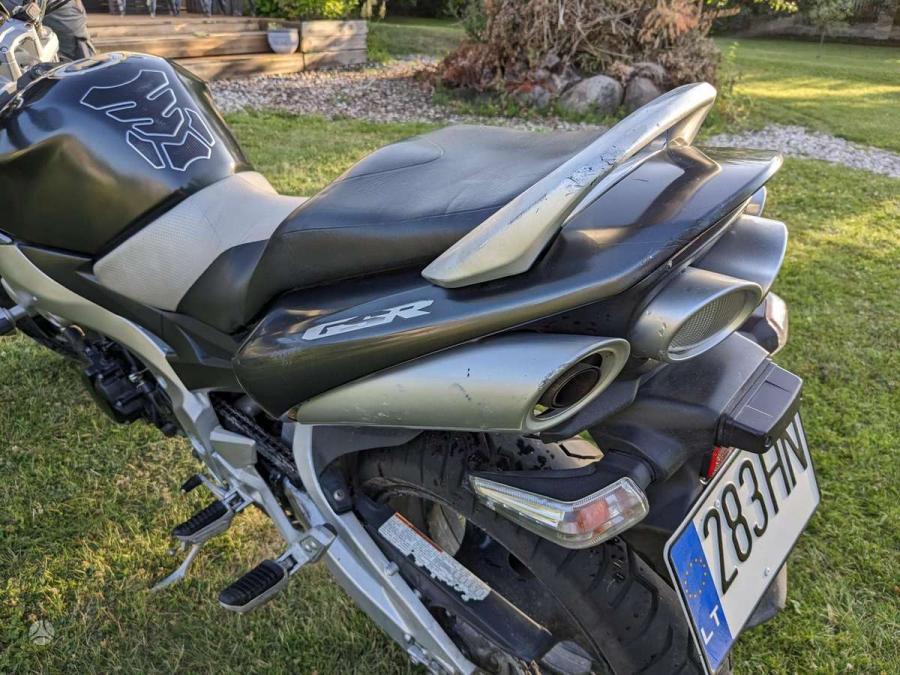 Suzuki GSR 2006 Panevēža, ar dzinēja tilpumu 0.60 L un nobraukumu 31 tūkst. km par 1700 €, foto 13 vietnē AUTOMOTO.COM.LV