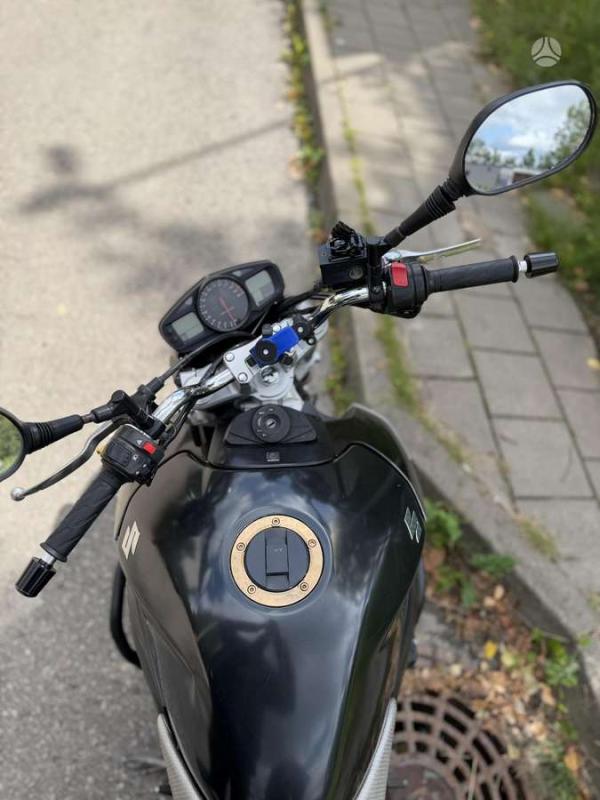 Suzuki GSR 2006 in Vilnius, with an engine capacity of 0.00 L and mileage of 16 thousand km for 2500 €, photo 8 on AUTOMOTO.COM.LV