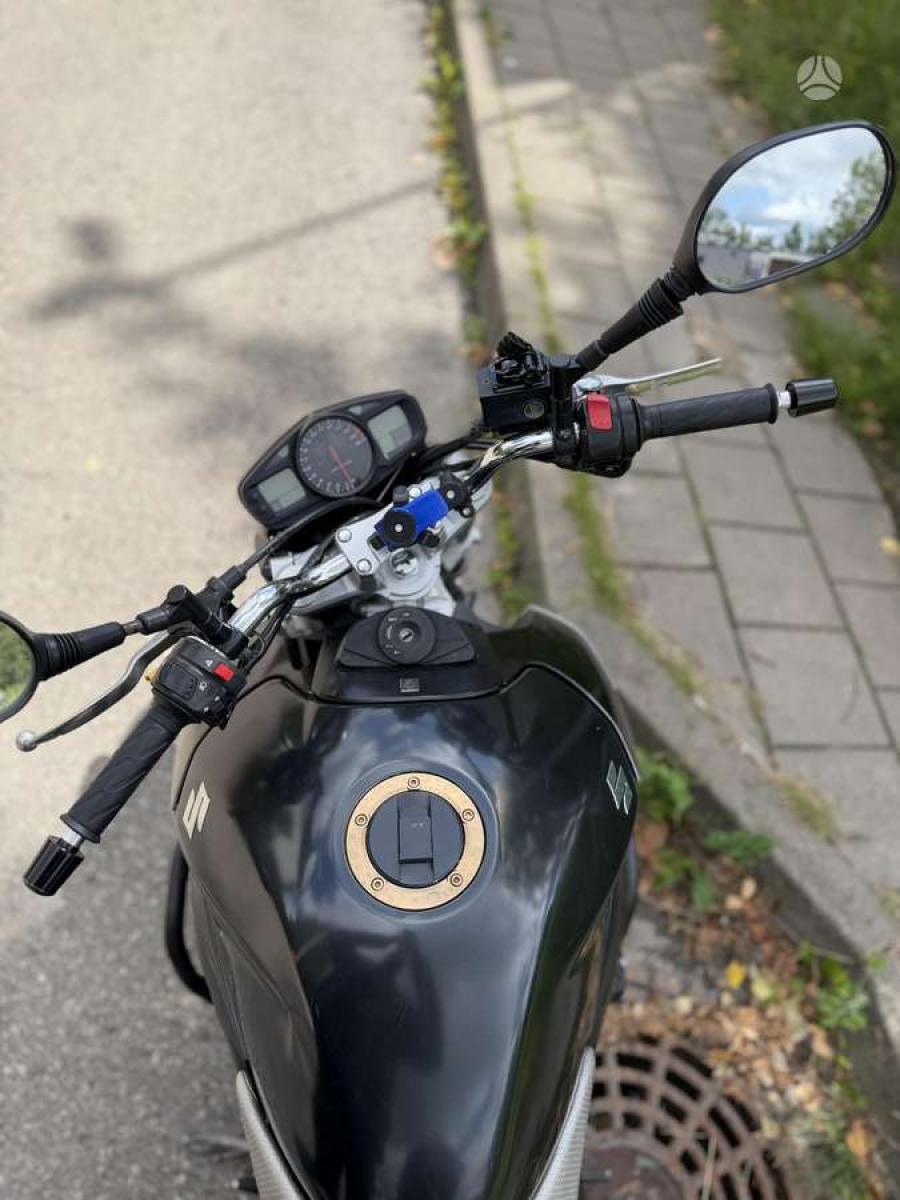Suzuki GSR 2006 in Vilnius, with an engine capacity of 0.00 L and mileage of 16 thousand km for 2500 €, photo 8 on AUTOMOTO.COM.LV