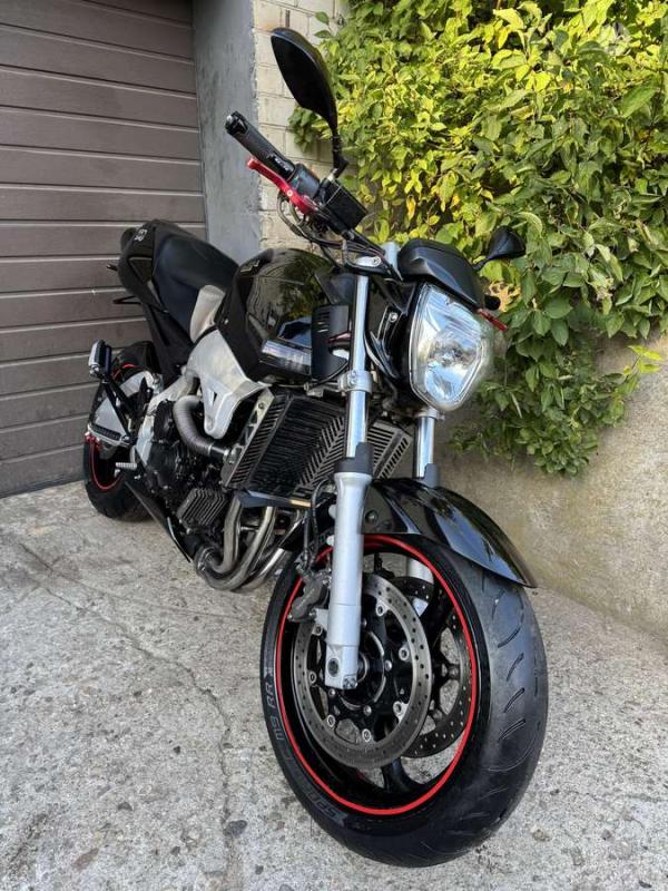 Suzuki GSR 2006 in Prienai on AUTOMOTO.COM.LV Suzuki GSR 2006 in Prienai, with an engine capacity of 0.60 L and mileage of 0 thousand km for 2650 €, photo 4 on AUTOMOTO.COM.LV