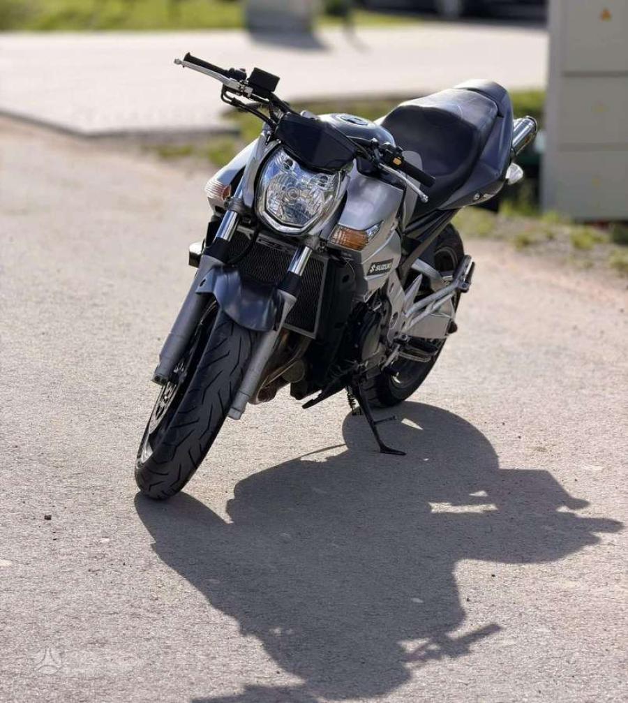 Suzuki GSR 2006 Klaipėda, ar dzinēja tilpumu 0.60 L un nobraukumu 30 tūkst. km par 2200 €, foto 1 vietnē AUTOMOTO.COM.LV