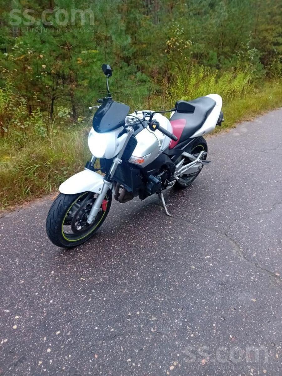Suzuki GSR 2007 Rīga, ar dzinēja tilpumu 0.60 L un nobraukumu 0 tūkst. km par 1850 €, foto 1 vietnē AUTOMOTO.COM.LV