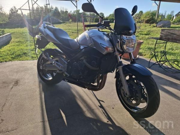 Suzuki GSR 2007 Ogre, ar dzinēja tilpumu 0.60 L un nobraukumu 0 tūkst. km par 1900 €, foto 1 vietnē AUTOMOTO.COM.LV