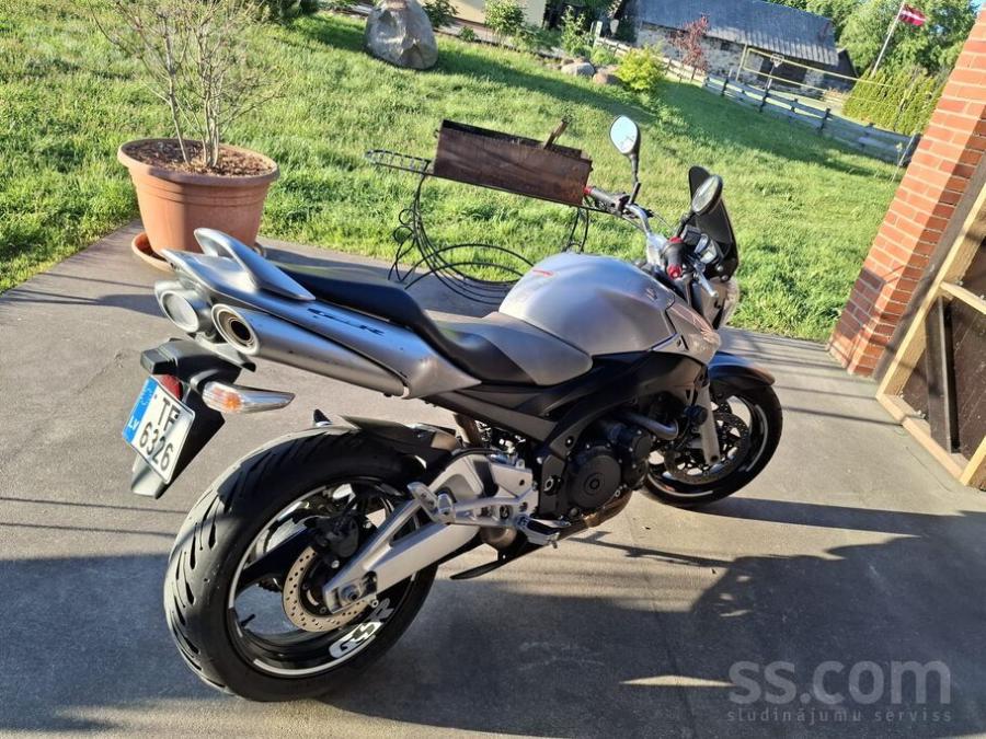 Suzuki GSR 2007 in Ogre, with an engine capacity of 0.60 L and mileage of 0 thousand km for 1900 €, photo 3 on AUTOMOTO.COM.LV