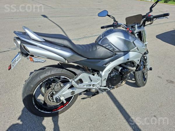 Suzuki GSR 2007 Rīga, ar dzinēja tilpumu 0.60 L un nobraukumu 0 tūkst. km par 3100 €, foto 5 vietnē AUTOMOTO.COM.LV