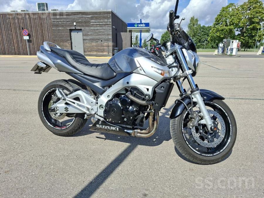 Suzuki GSR 2007 in Riga, with an engine capacity of 0.60 L and mileage of 0 thousand km for 3100 €, photo 8 on AUTOMOTO.COM.LV