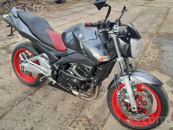 Suzuki GSR 2008 Rīga, ar dzinēja tilpumu 0.60 L un nobraukumu 0 tūkst. km par 3200 €, foto 1 vietnē AUTOMOTO.COM.LV