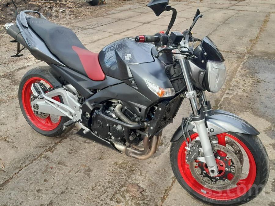 Suzuki GSR 2008 in Riga, with an engine capacity of 0.60 L and mileage of 0 thousand km for 3200 €, photo 1 on AUTOMOTO.COM.LV