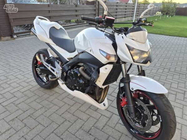 Suzuki GSR 2010 in Mazeikiai, with an engine capacity of 0.00 L and mileage of 0 thousand km for 2900 €, photo 8 on AUTOMOTO.COM.LV