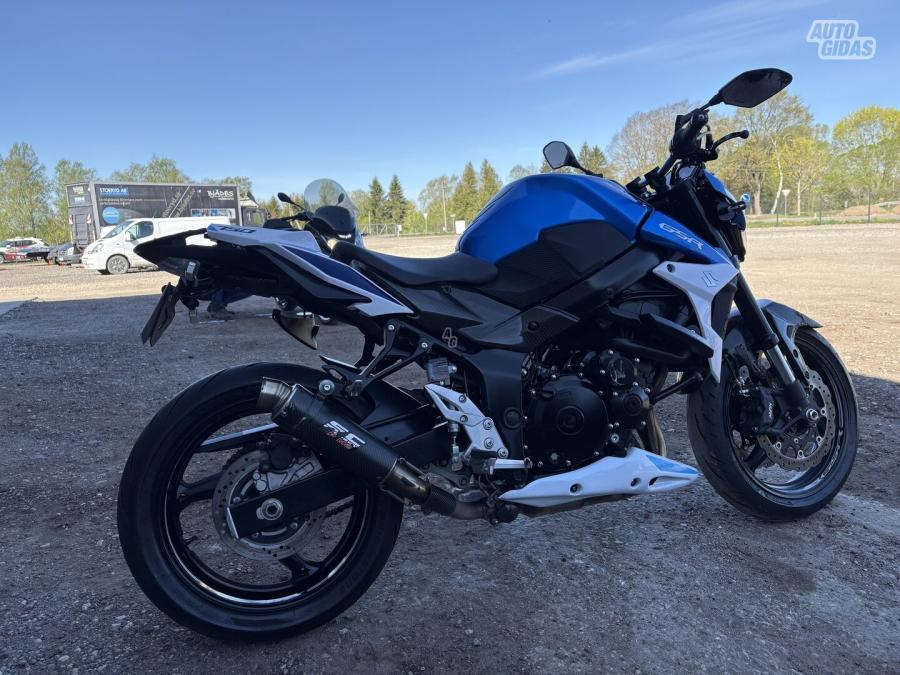 Suzuki GSR 2013 Kelmė, ar dzinēja tilpumu 0.75 L un nobraukumu 15 tūkst. km par 2230 €, foto 4 vietnē AUTOMOTO.COM.LV