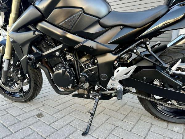 Suzuki GSR 2014 in Kaunas, with an engine capacity of 0.75 L and mileage of 9 thousand km for 5500 €, photo 6 on AUTOMOTO.COM.LV