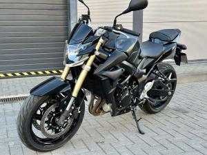 Suzuki GSR 2014 Kauņa, ar dzinēja tilpumu 0.75 L un nobraukumu 9 tūkst. km par 5500 €, foto  vietnē AUTOMOTO.COM.LV