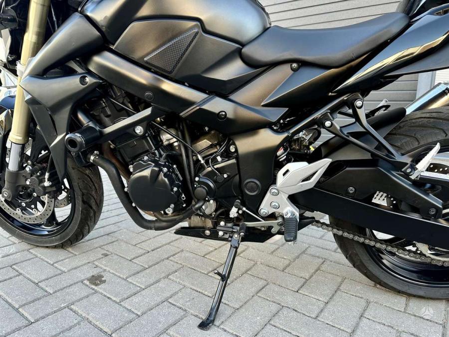 Suzuki GSR 2014 Kauņa, ar dzinēja tilpumu 0.75 L un nobraukumu 9 tūkst. km par 5500 €, foto 7 vietnē AUTOMOTO.COM.LV