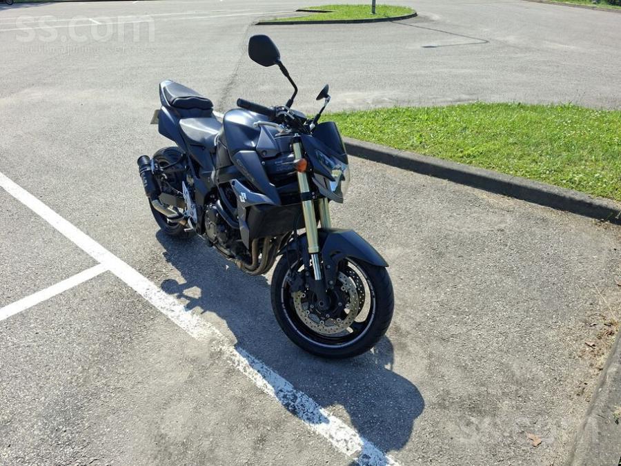 Suzuki GSR 2015 in Jekabpils, with an engine capacity of 0.75 L and mileage of 0 thousand km for 4800 €, photo 1 on AUTOMOTO.COM.LV