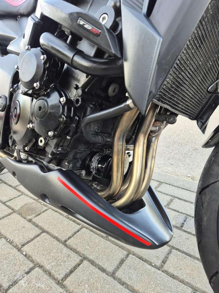 Suzuki GSR 2015 in Kelme, with an engine capacity of 0.75 L and mileage of 35 thousand km for 4700 €, photo 15 on AUTOMOTO.COM.LV