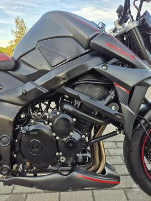 Suzuki GSR 2015 in Kelme, with an engine capacity of 0.75 L and mileage of 35 thousand km for 4700 €, photo 16 on AUTOMOTO.COM.LV