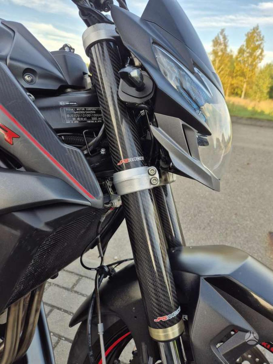 Suzuki GSR 2015 in Kelme, with an engine capacity of 0.75 L and mileage of 35 thousand km for 4700 €, photo 20 on AUTOMOTO.COM.LV