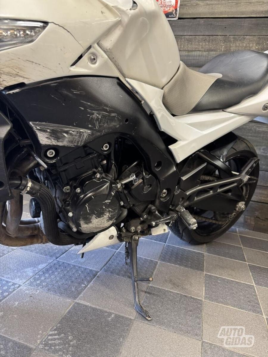 Balts Suzuki GSR 2008 Mažeikiai, ar dzinēja tilpumu 0.60 L un nobraukumu 0 tūkst. km par 1450 €, foto 9 vietnē AUTOMOTO.COM.LV