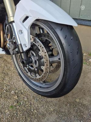 Balts Suzuki GSR 2013 Kuršėnai, ar dzinēja tilpumu 0.75 L un nobraukumu 26 tūkst. km par 4100 €, foto 10 vietnē AUTOMOTO.COM.LV