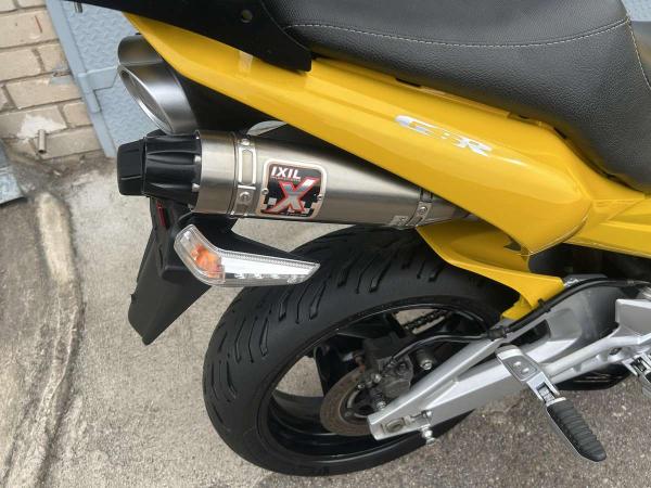 Yellow Suzuki GSR 2006 in Birstonas, with an engine capacity of 0.60 L and mileage of 33 thousand km for 2699 €, photo 7 on AUTOMOTO.COM.LV