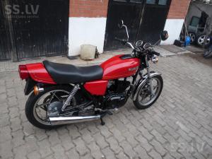 Сузуки GSX 400 1979 в Рига, объемом двигателя 0.43 л и пробегом 0 тыс. км за 2500 €, фото 10 на AUTOMOTO.COM.LV