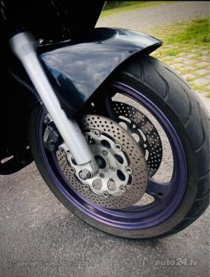 Suzuki GSX 600 1997 Tallina, ar dzinēja tilpumu 0.60 L un nobraukumu 81 tūkst. km par 1000 €, foto 7 vietnē AUTOMOTO.COM.LV
