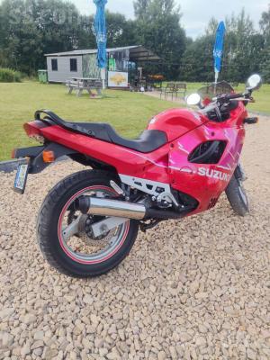 Сузуки GSX 600F 1993 в Бауска, объемом двигателя 0.60 л и пробегом 0 тыс. км за 1300 €, фото 4 на AUTOMOTO.COM.LV
