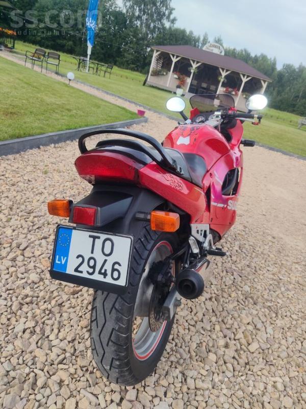 Suzuki GSX 600F 1993 Bauska, ar dzinēja tilpumu 0.60 L un nobraukumu 0 tūkst. km par 1300 €, foto 5 vietnē AUTOMOTO.COM.LV