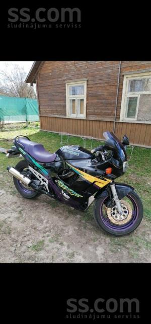 Suzuki GSX 600F 1996 in Aizkraukle, with an engine capacity of 0.60 L and mileage of 0 thousand km for 2100 €, photo 5 on AUTOMOTO.COM.LV