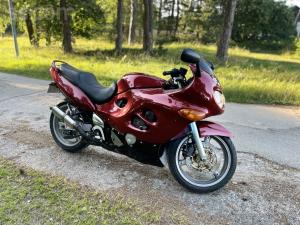 Сузуки GSX 600F 1998 в Лиепая, объемом двигателя 0.60 л и пробегом 0 тыс. км за 1650 €, фото 3 на AUTOMOTO.COM.LV
