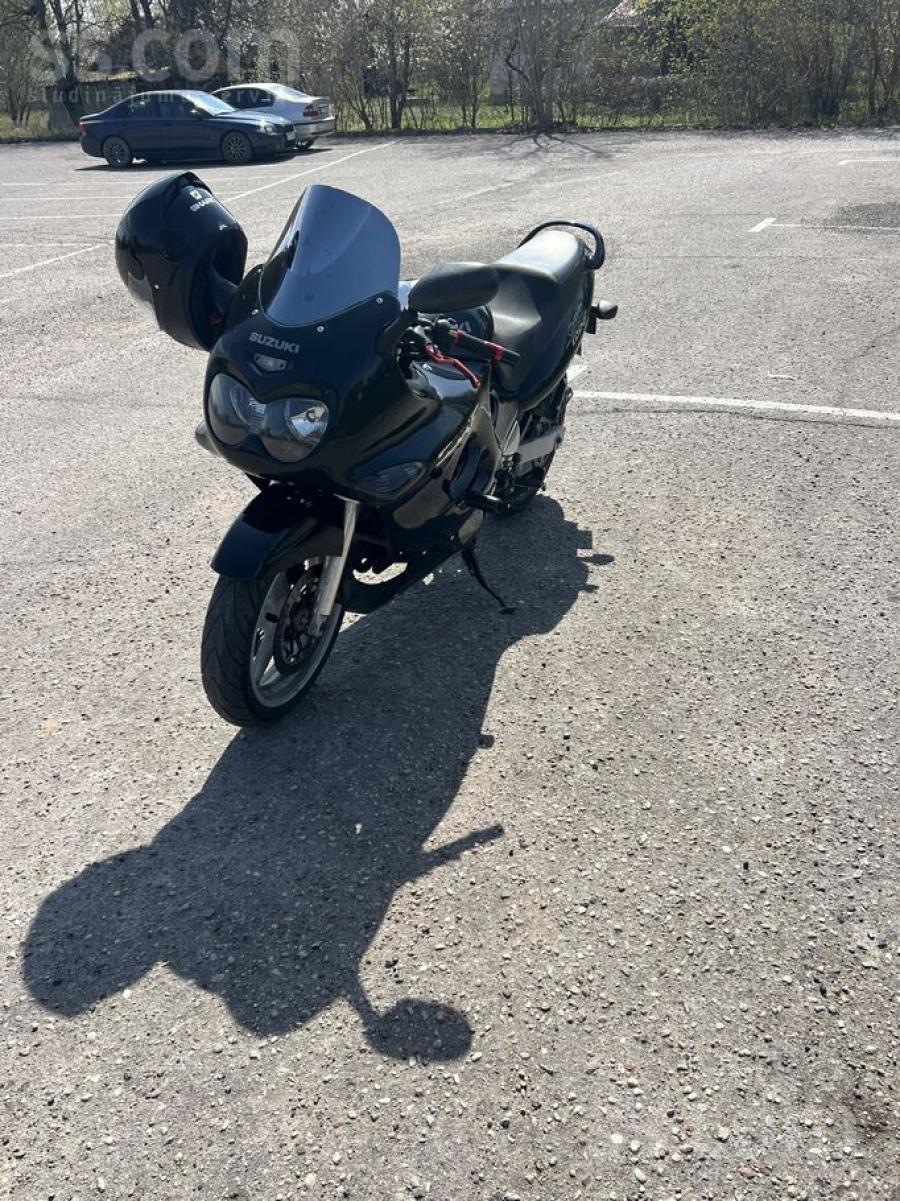 Сузуки GSX 600F 1999 в Кулдига, объемом двигателя 0.60 л и пробегом 0 тыс. км за 1500 €, фото 3 на AUTOMOTO.COM.LV