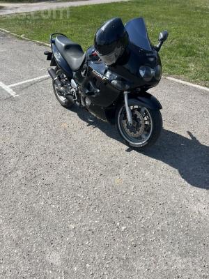 Сузуки GSX 600F 1999 в Кулдига, объемом двигателя 0.60 л и пробегом 0 тыс. км за 1500 €, фото 4 на AUTOMOTO.COM.LV