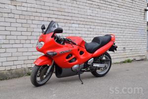 Suzuki GSX 600F 2000 in Riga, with an engine capacity of 0.60 L and mileage of 0 thousand km for 1500 €, photo 3 on AUTOMOTO.COM.LV