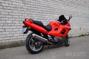 Suzuki GSX 600F 2000 in Riga, with an engine capacity of 0.60 L and mileage of 0 thousand km for 1500 €, photo 5 on AUTOMOTO.COM.LV