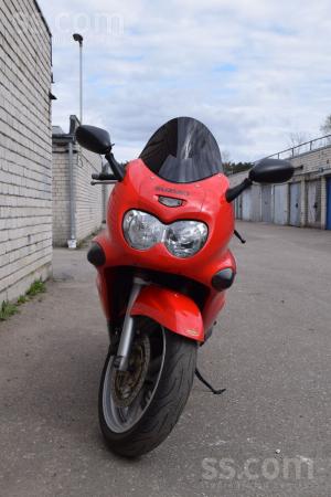 Suzuki GSX 600F 2000 in Riga, with an engine capacity of 0.60 L and mileage of 0 thousand km for 1500 €, photo 7 on AUTOMOTO.COM.LV