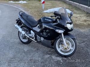 Melns Suzuki GSX 750F 1999 Tallina, ar dzinēja tilpumu 0.75 L un nobraukumu 67 tūkst. km par 1100 €, foto  vietnē AUTOMOTO.COM.LV